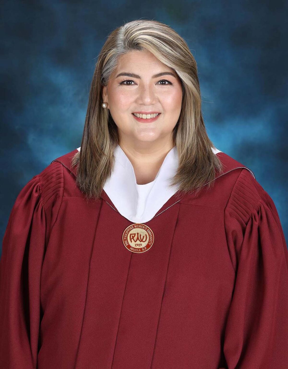 Arlene Muhlach Fulfills Dream Of Getting College Diploma