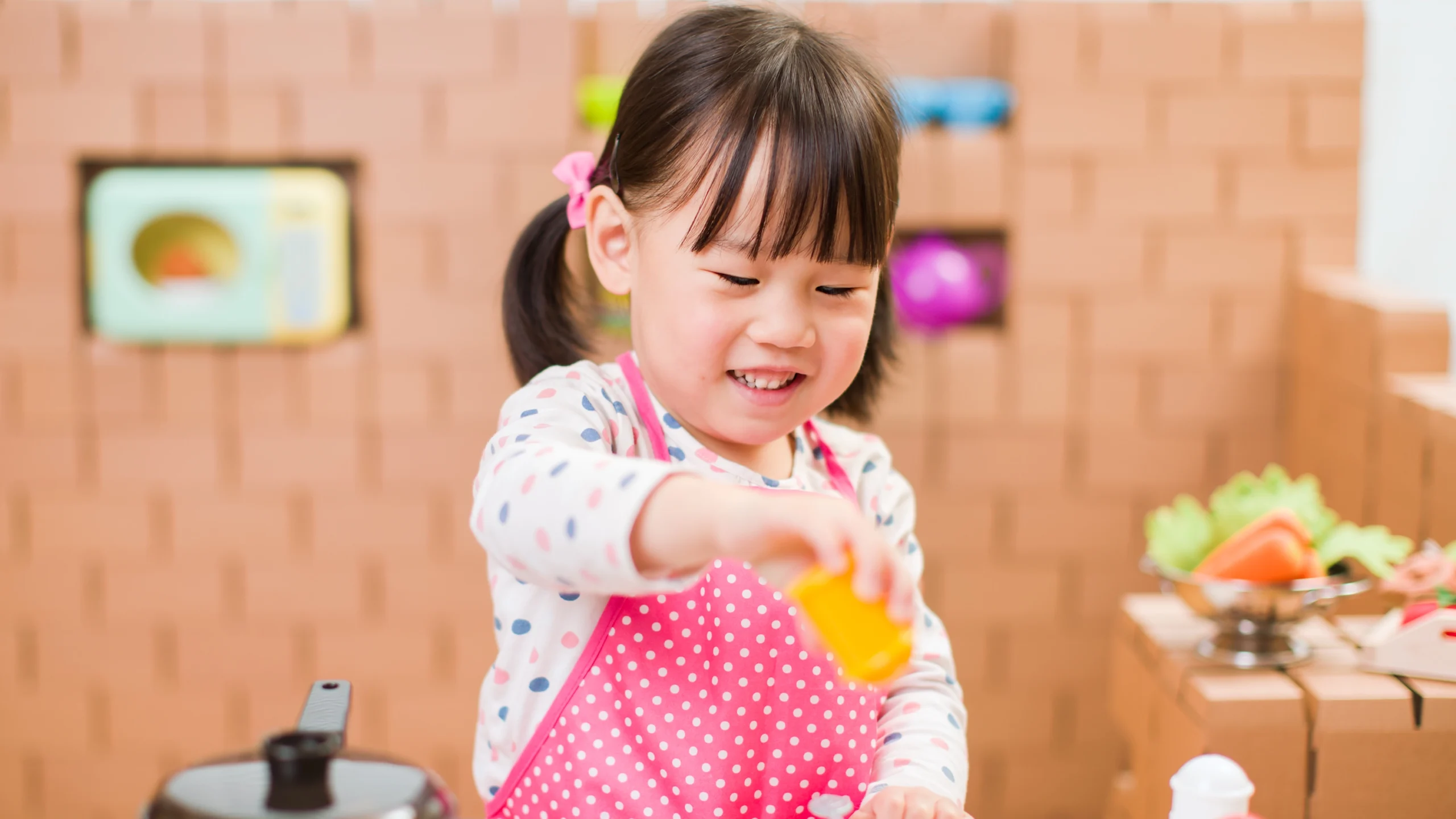 How Imaginative Play Raises Well-Rounded Kids
